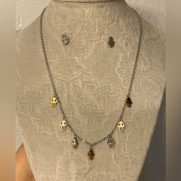 Fefi’s Jewelry Boutique | Jewelry | New Stainless Steel Hamsa Hand ...